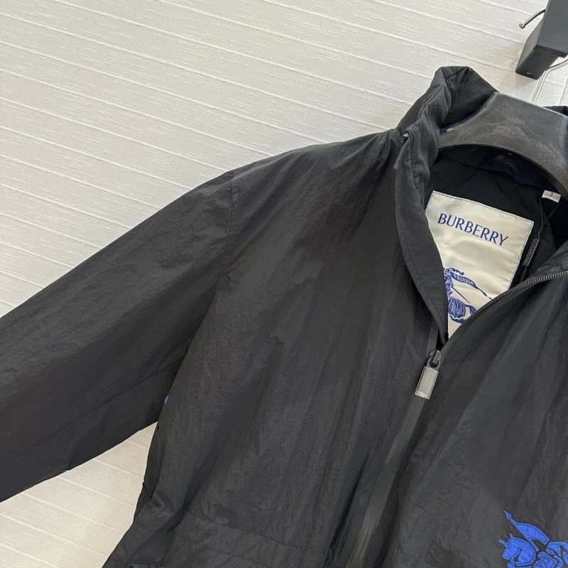 Accurate model Burberry Outwear