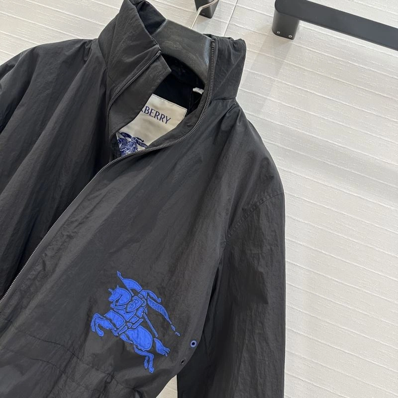 Accurate model Burberry Outwear