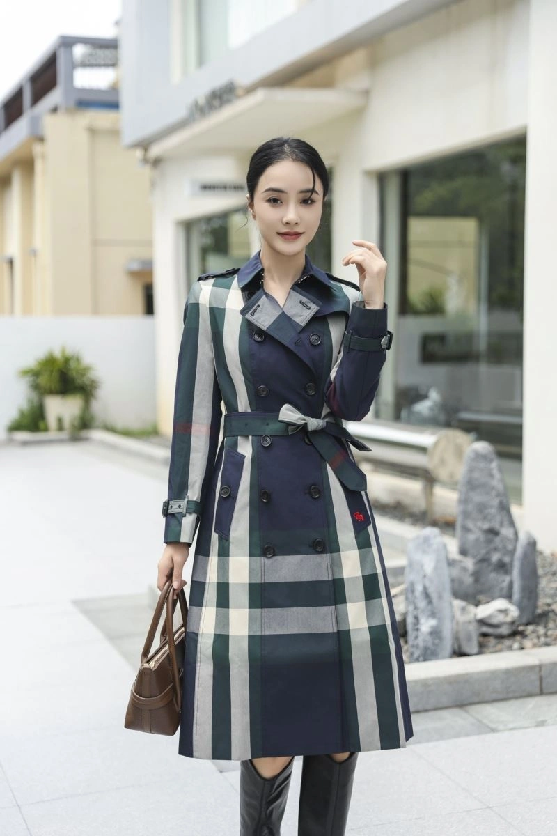 Burberry Outwear