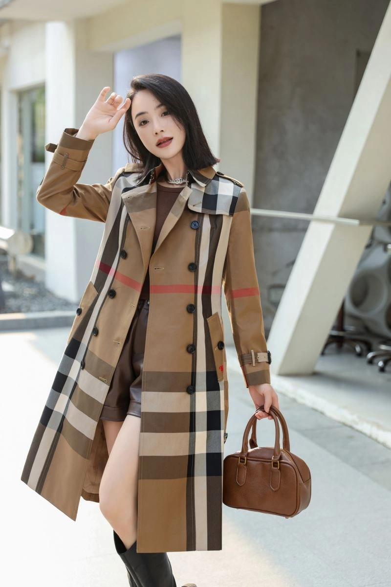 Precise copy Burberry Outwear