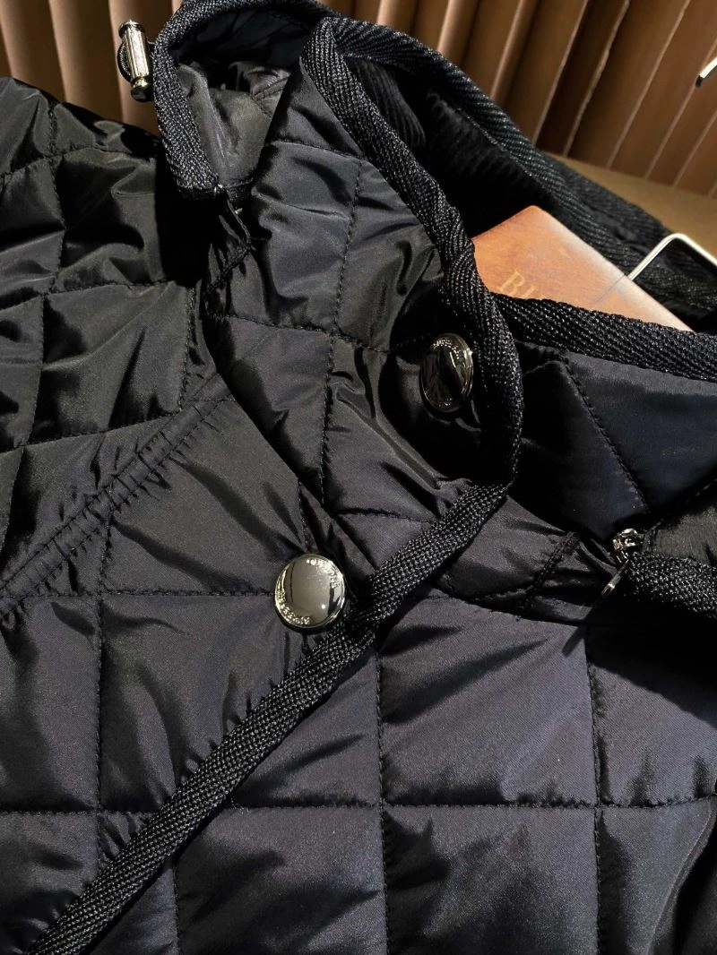 Accurate model Burberry Outwear