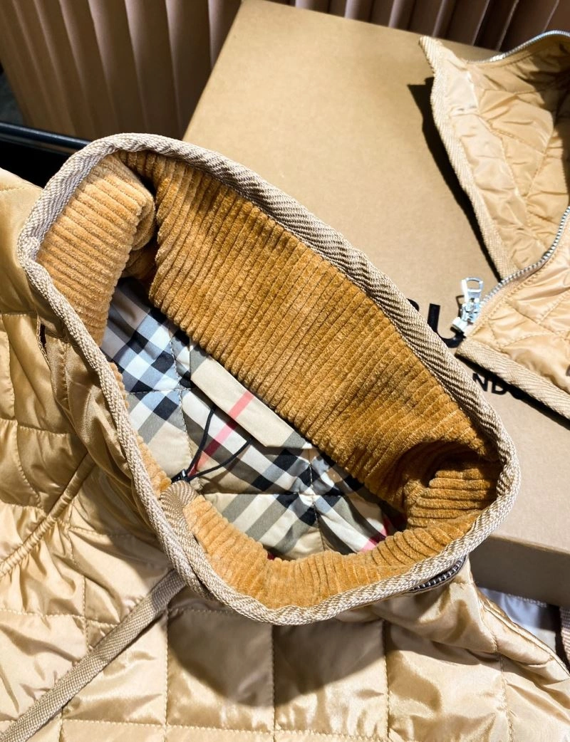 Accurate model Burberry Outwear