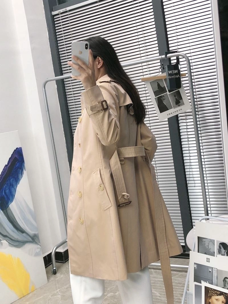 Top match Burberry Outwear