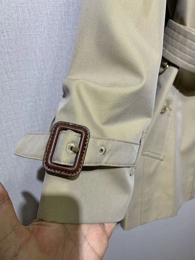 Economical Burberry Outwear