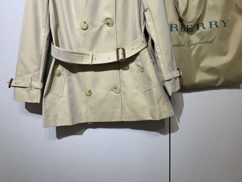 Economical Burberry Outwear