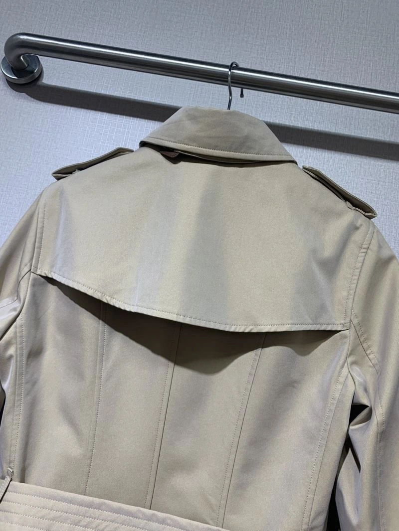 Economical Burberry Outwear