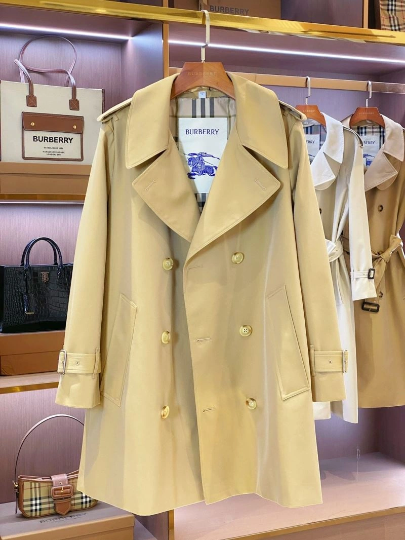 Discounted Burberry Outwear