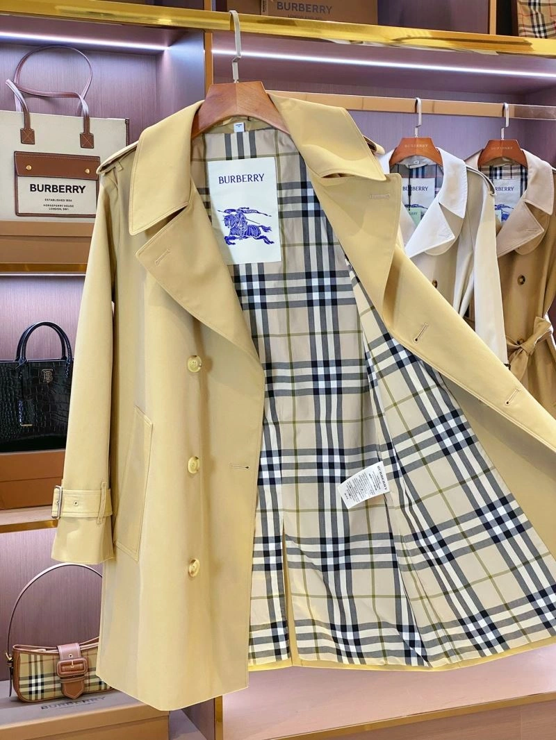 Discounted Burberry Outwear