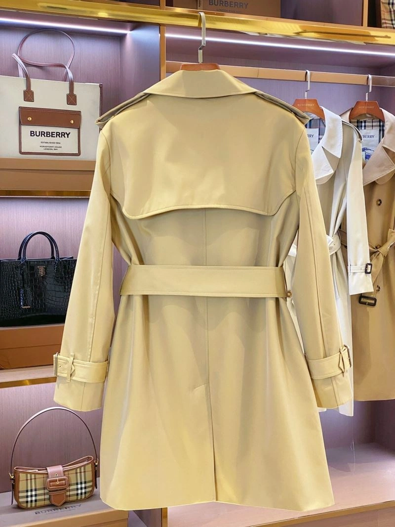 Discounted Burberry Outwear