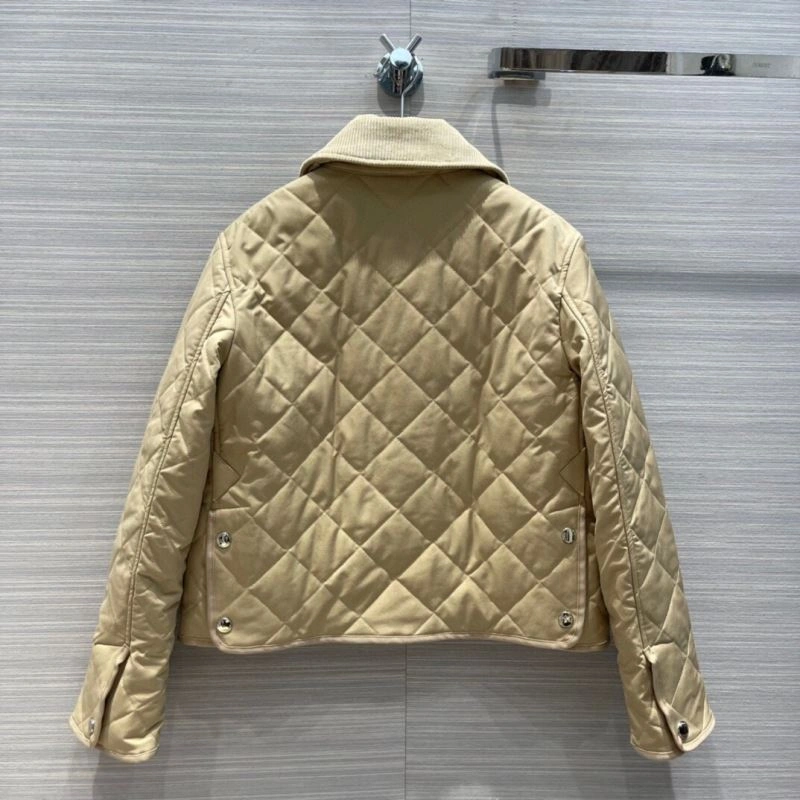 Low-cost Burberry Outwear