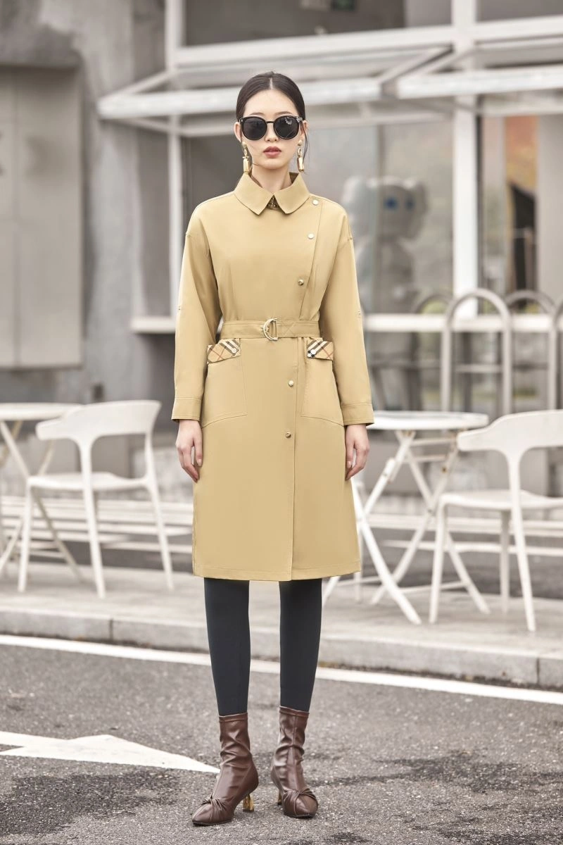 Discounted Burberry Outwear