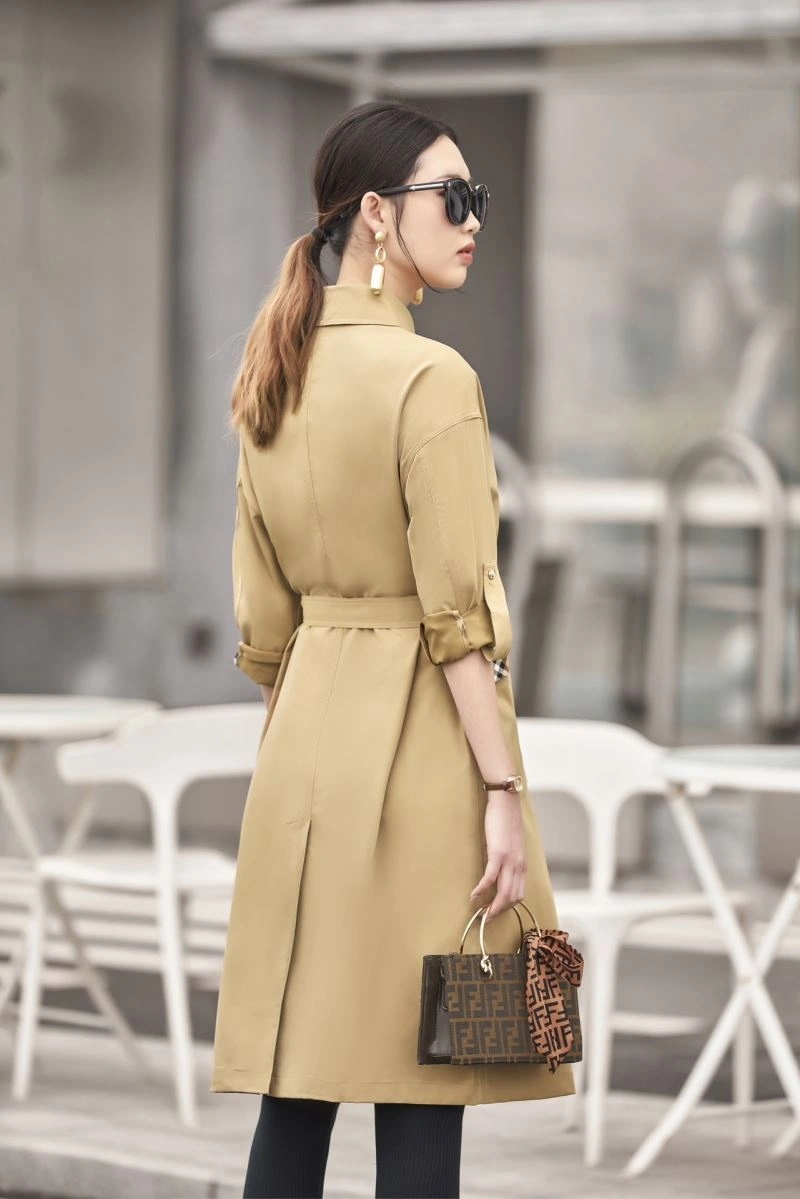 Discounted Burberry Outwear