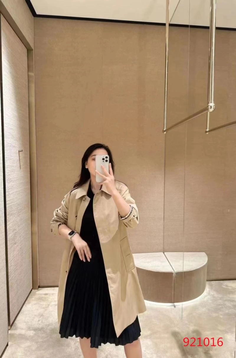 Discounted Burberry Outwear