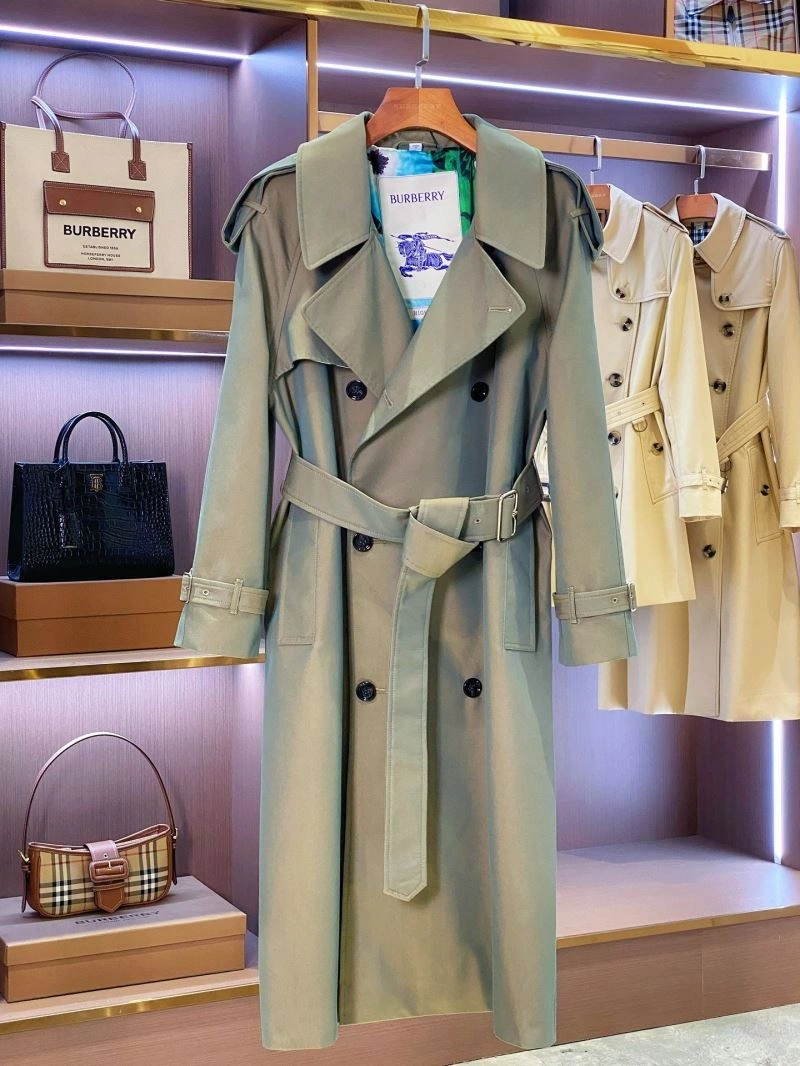 Official Burberry Outwear