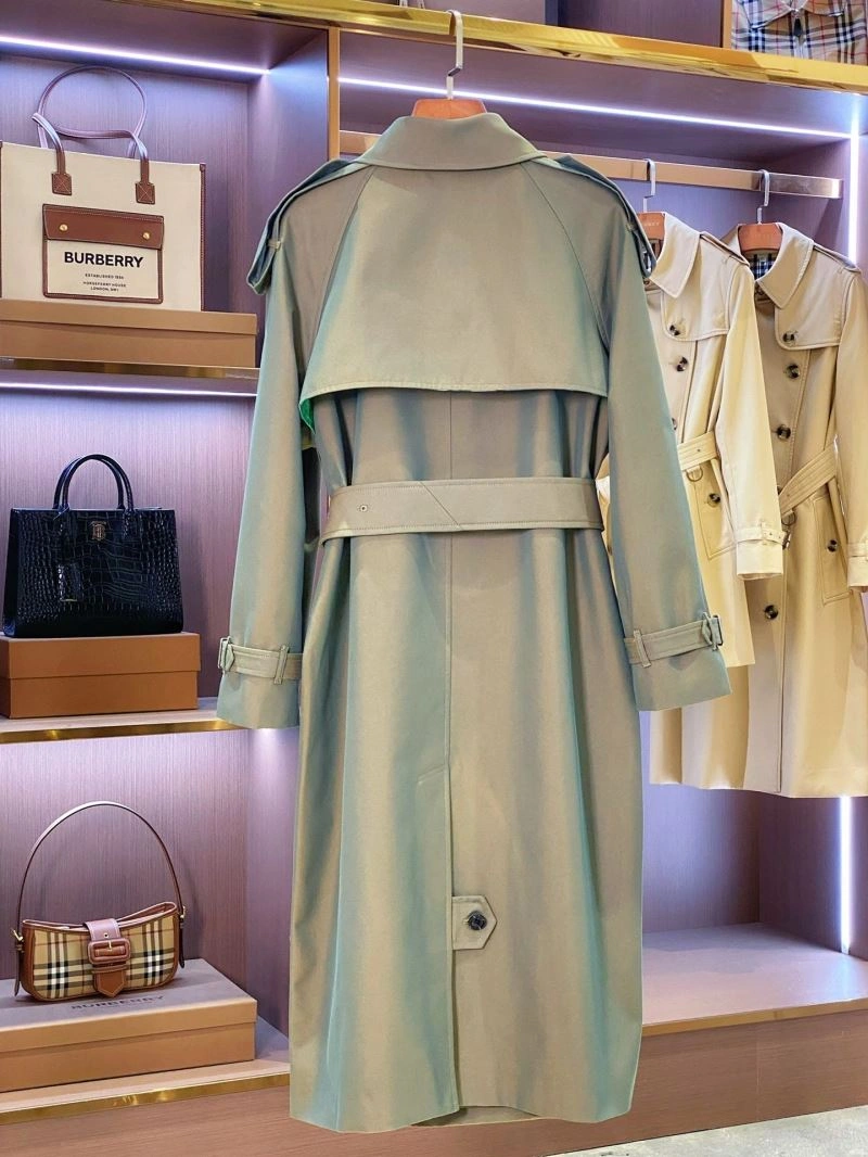 Official Burberry Outwear
