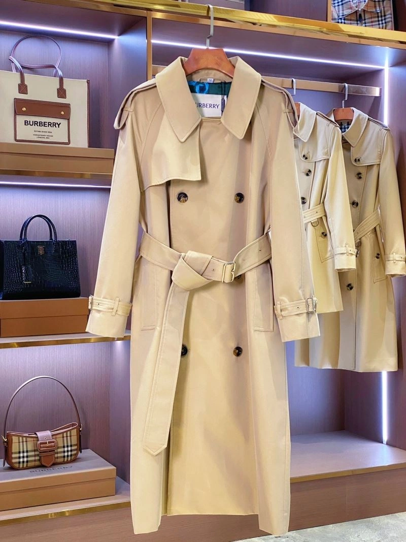 Burberry Outwear