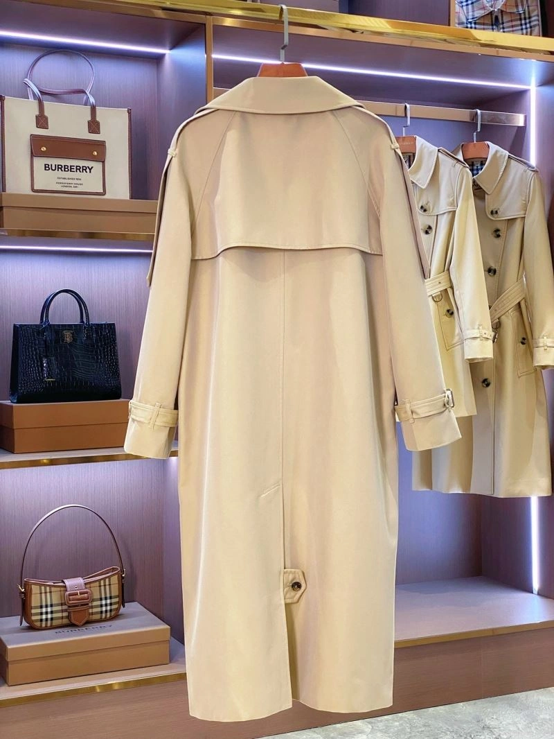 Discounted Burberry Outwear
