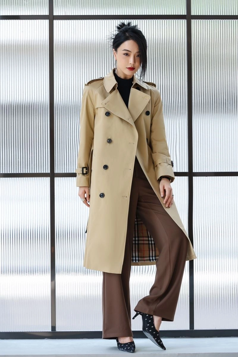 Authentic Burberry Outwear