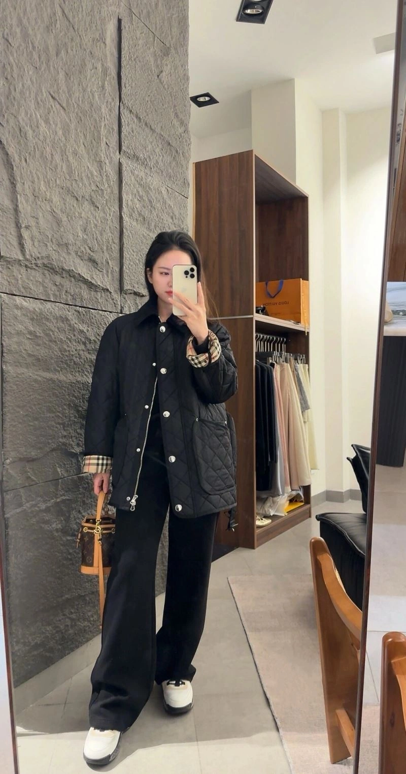 Official Burberry Outwear