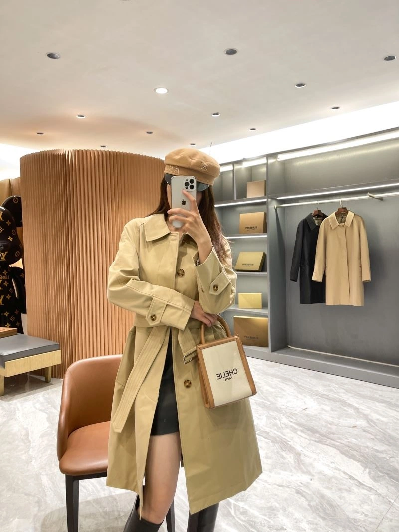 Discounted Burberry Outwear