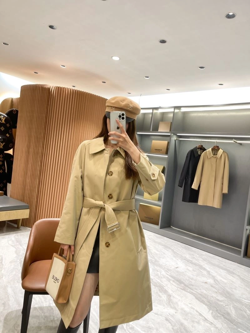 Discounted Burberry Outwear