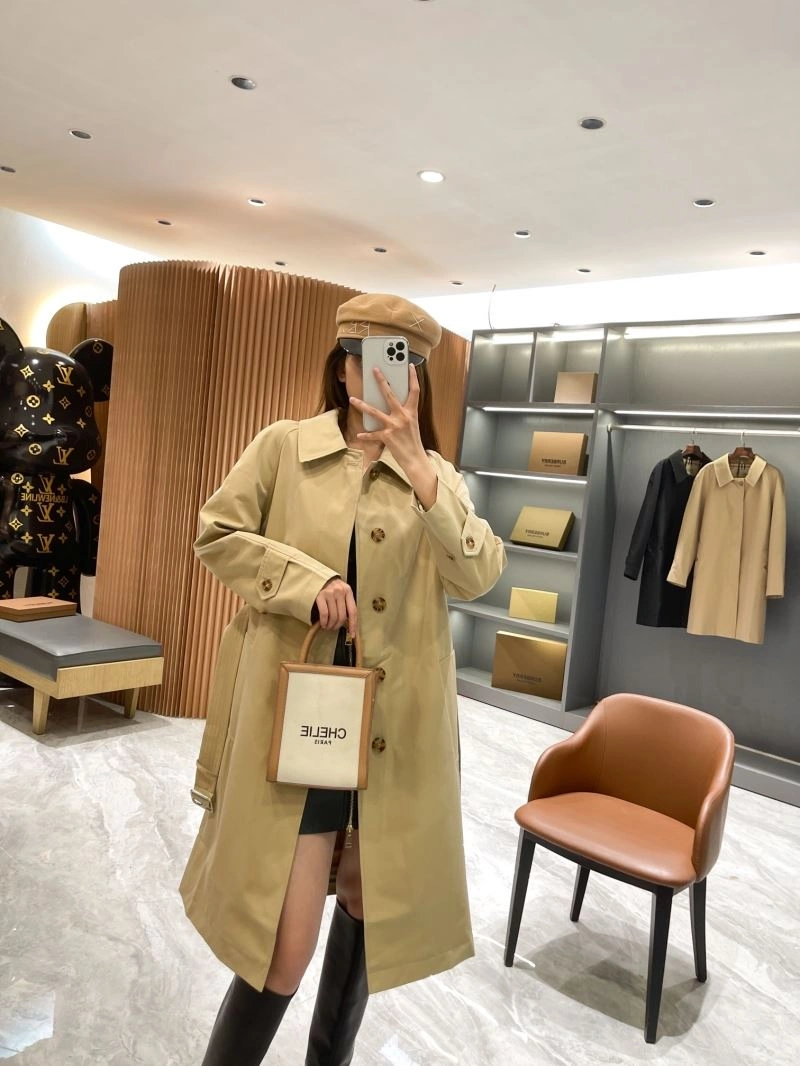 Discounted Burberry Outwear