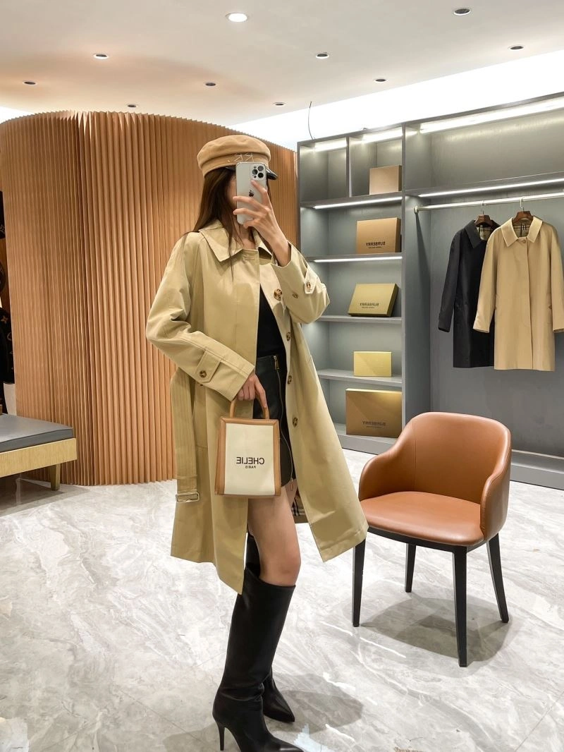 Discounted Burberry Outwear