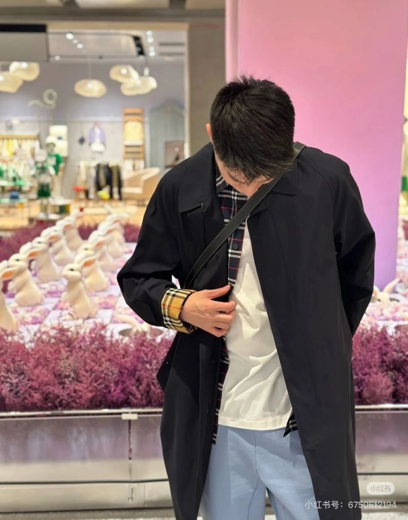 Top match Burberry Outwear