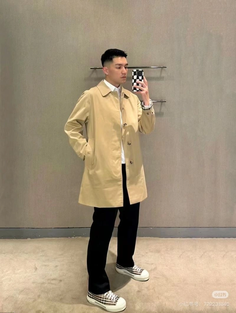 Top match Burberry Outwear