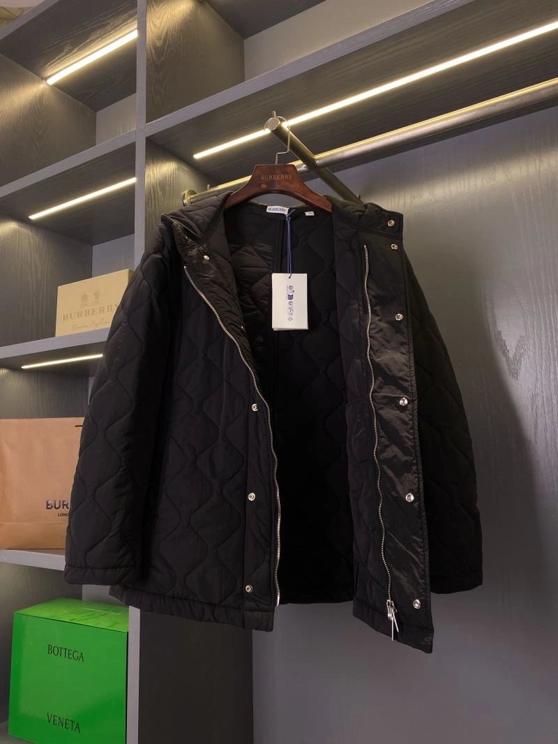 Brand-original Burberry Outwear