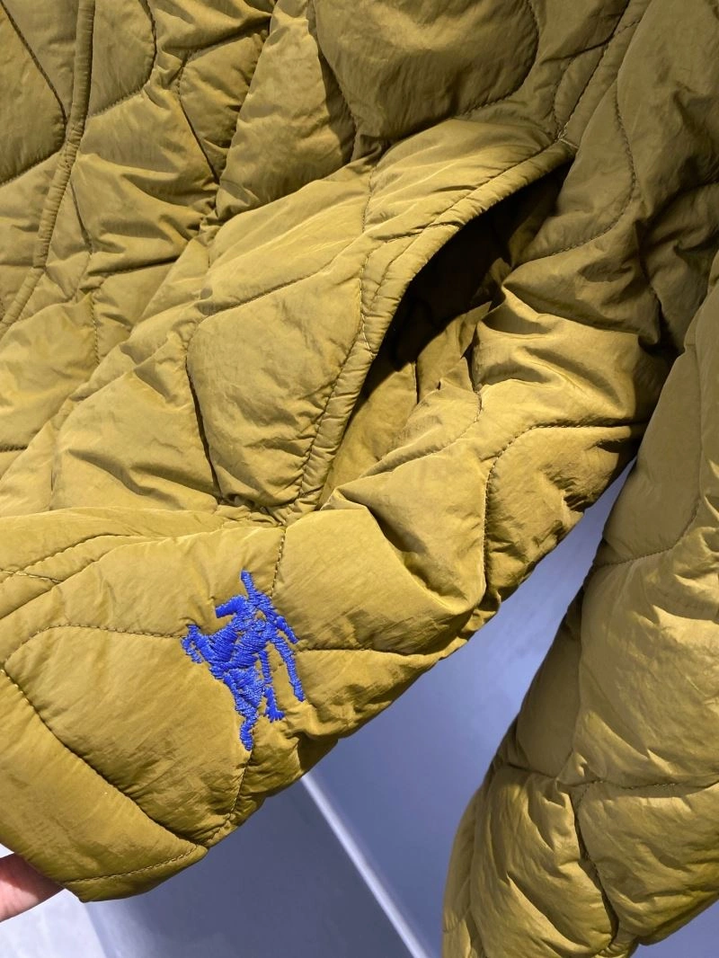 Factory-made Burberry Outwear