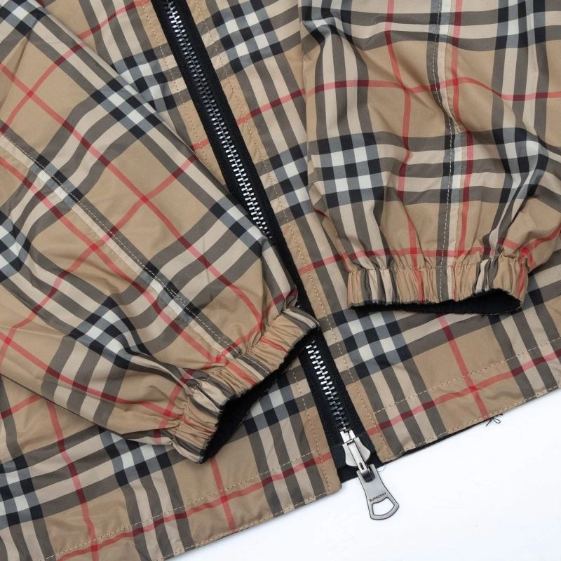 Bargain Burberry Outwear