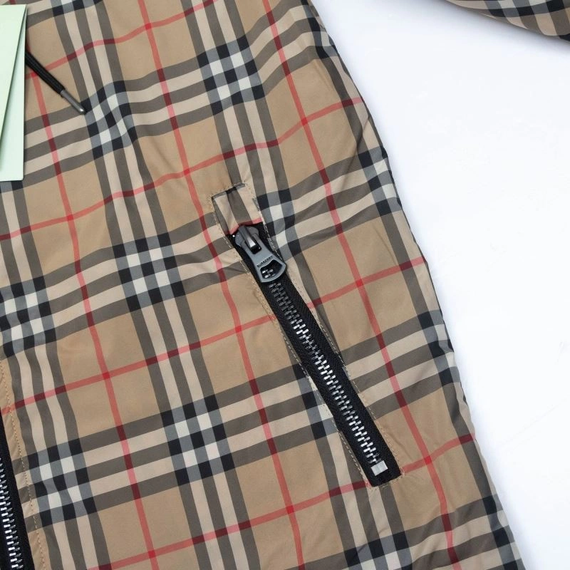 Bargain Burberry Outwear