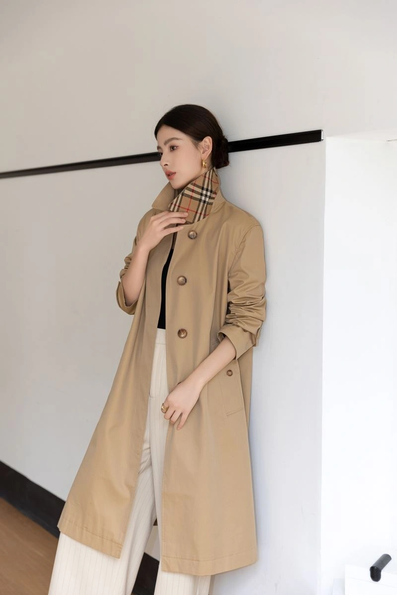 Official Burberry Outwear