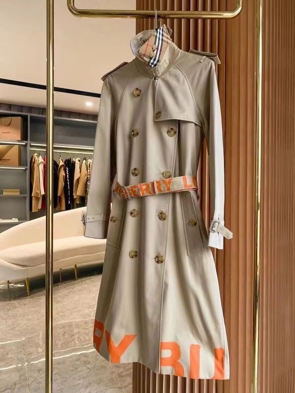 Original Burberry Outwear