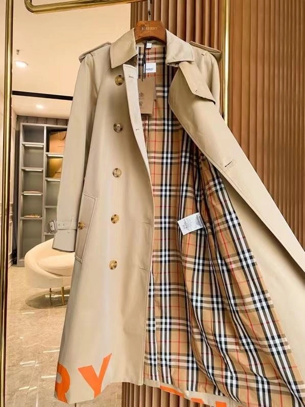 Original Burberry Outwear