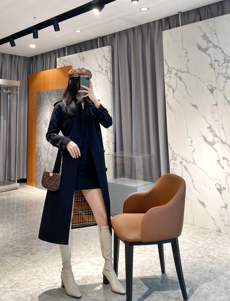Official Burberry Outwear