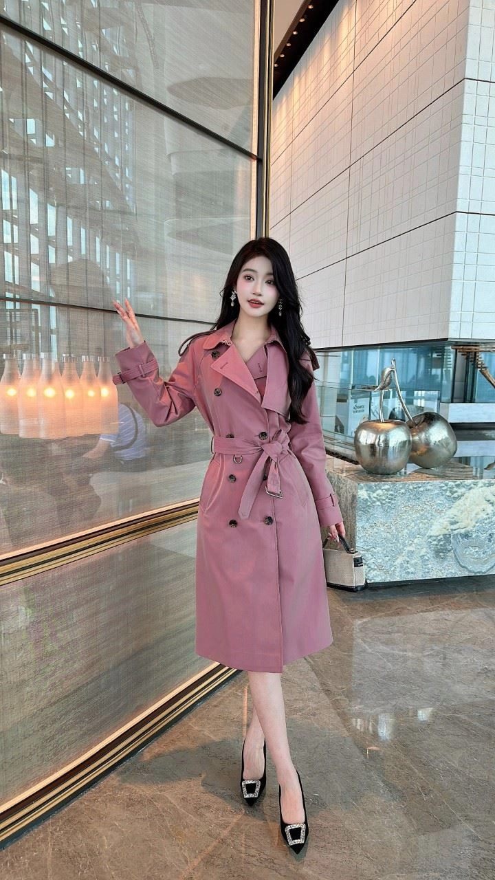 Discounted Burberry Outwear