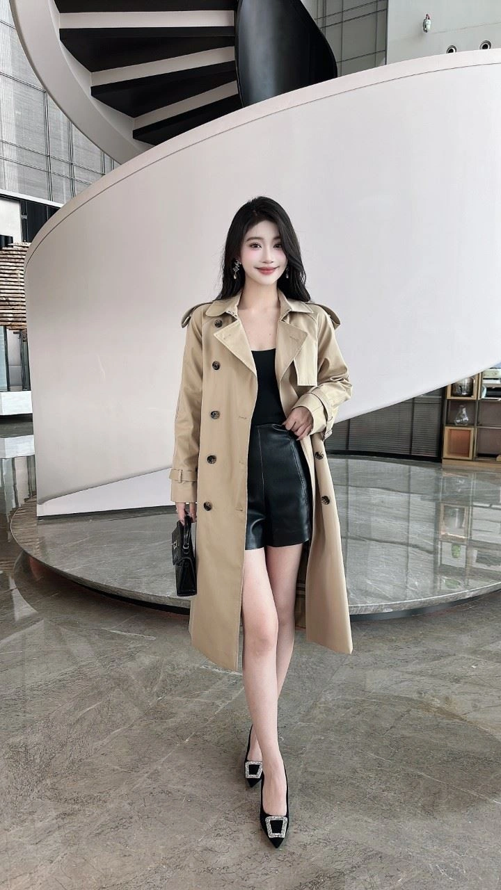 Discounted Burberry Outwear