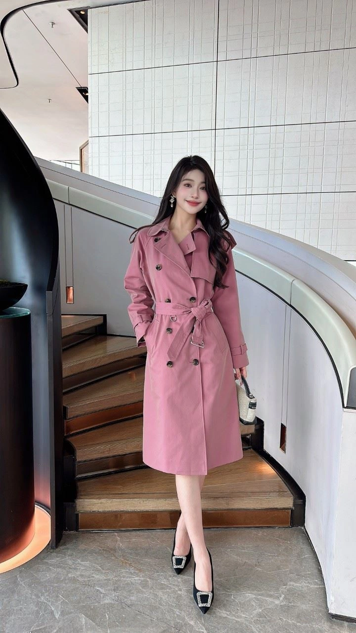 Discounted Burberry Outwear
