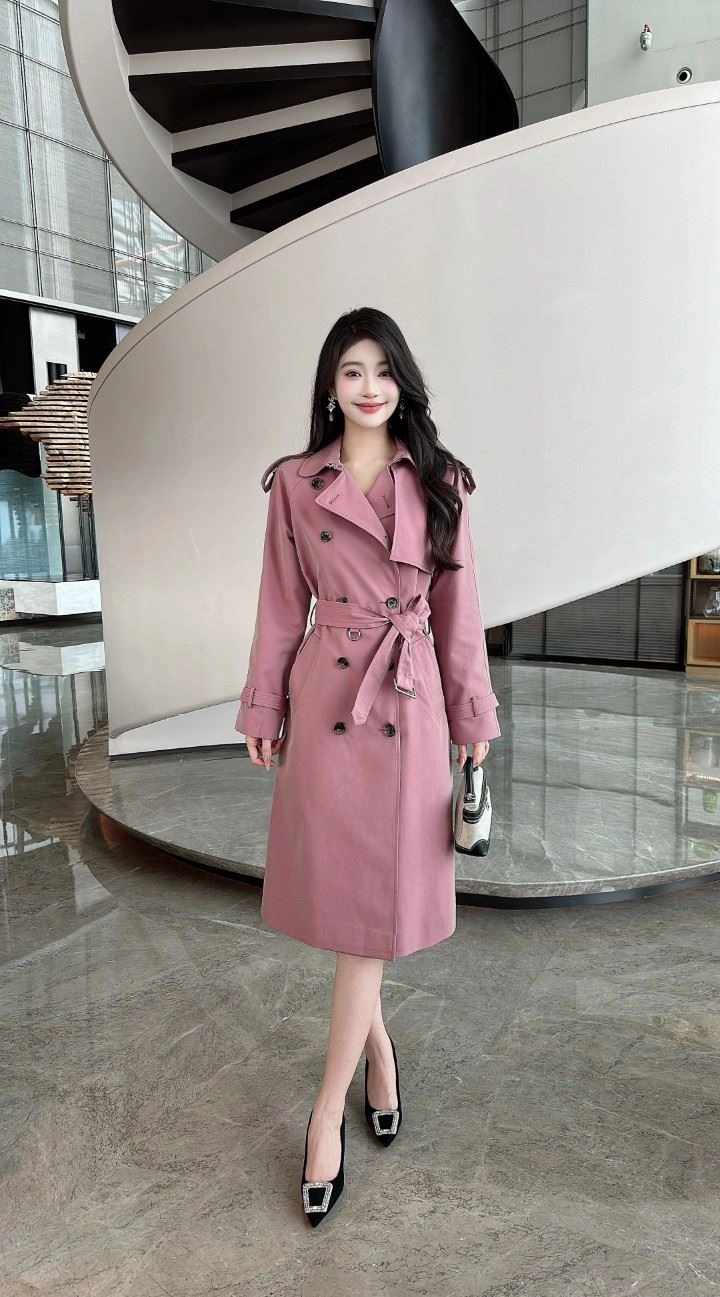 Discounted Burberry Outwear