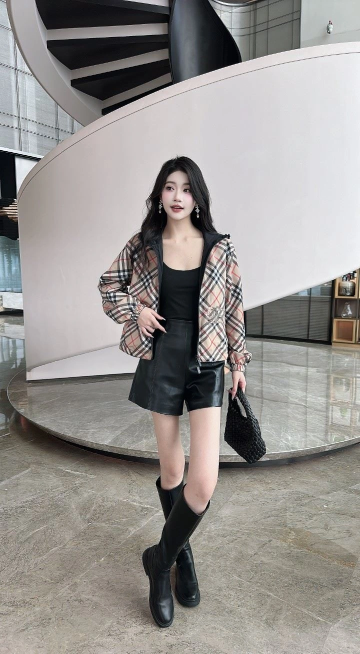 High fidelity Burberry Outwear