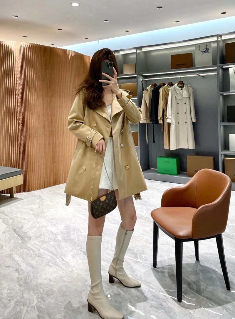 Authentic Burberry Outwear