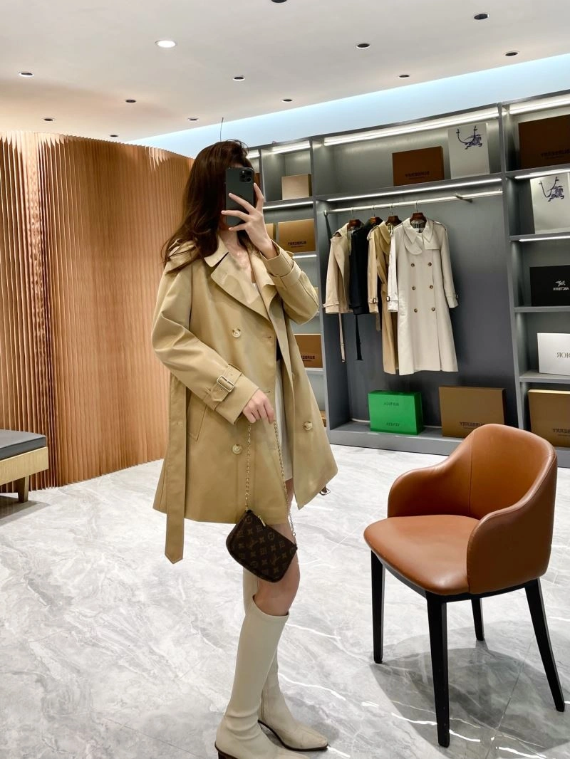 Authentic Burberry Outwear