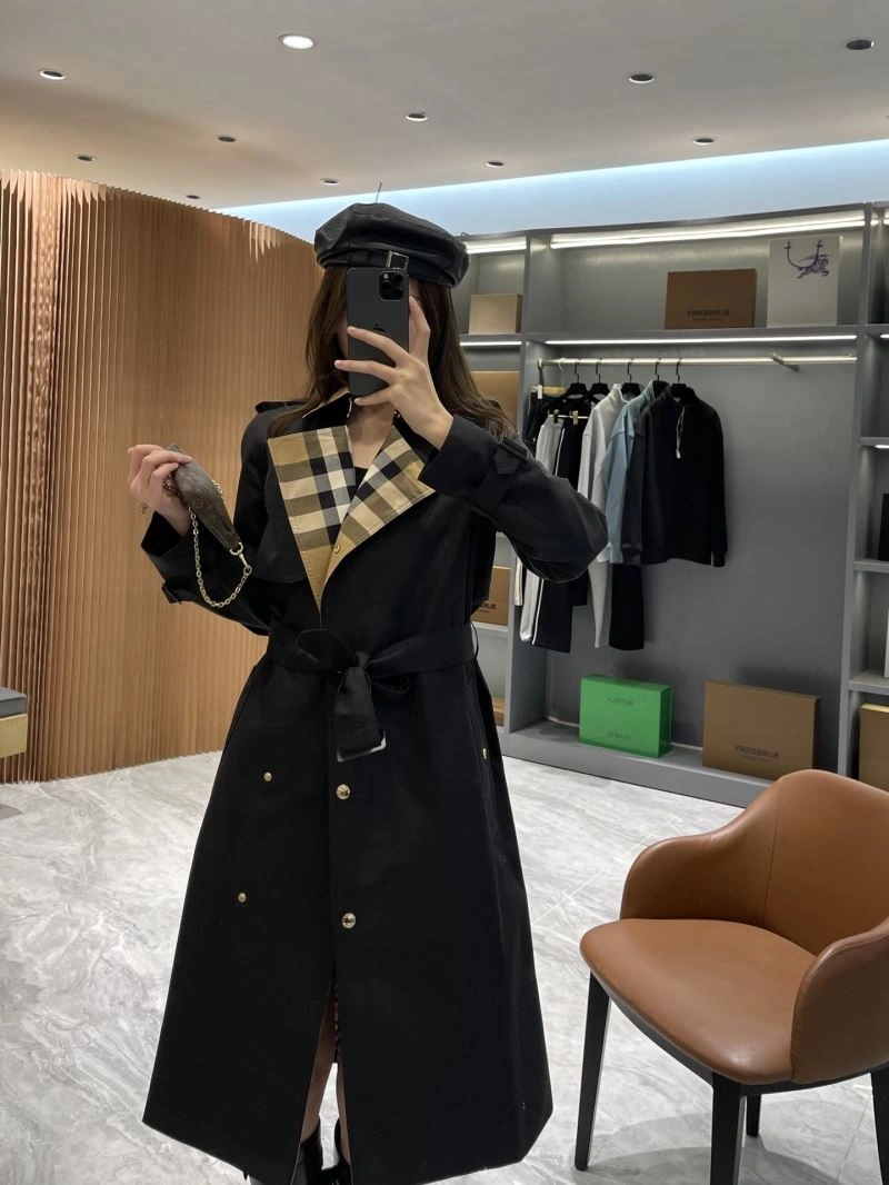 Bargain Burberry Outwear