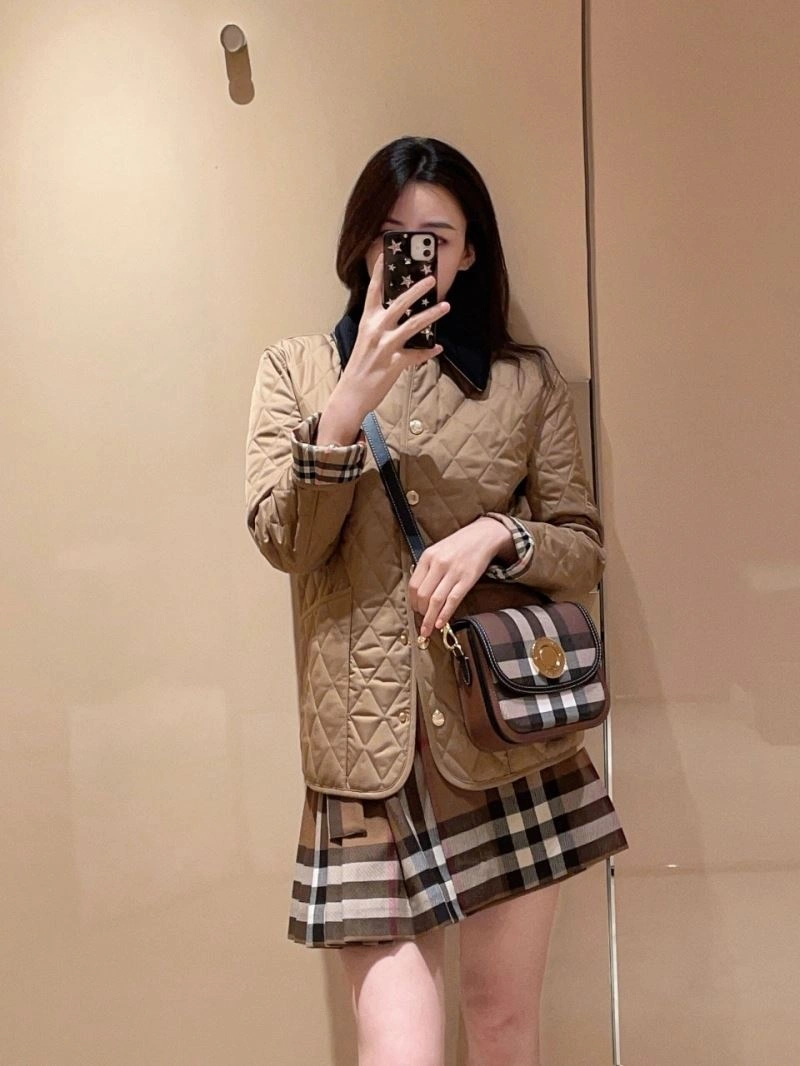 Indistinguishable Burberry Outwear