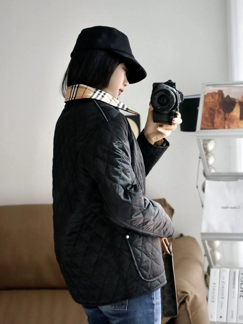 Accurate model Burberry Outwear