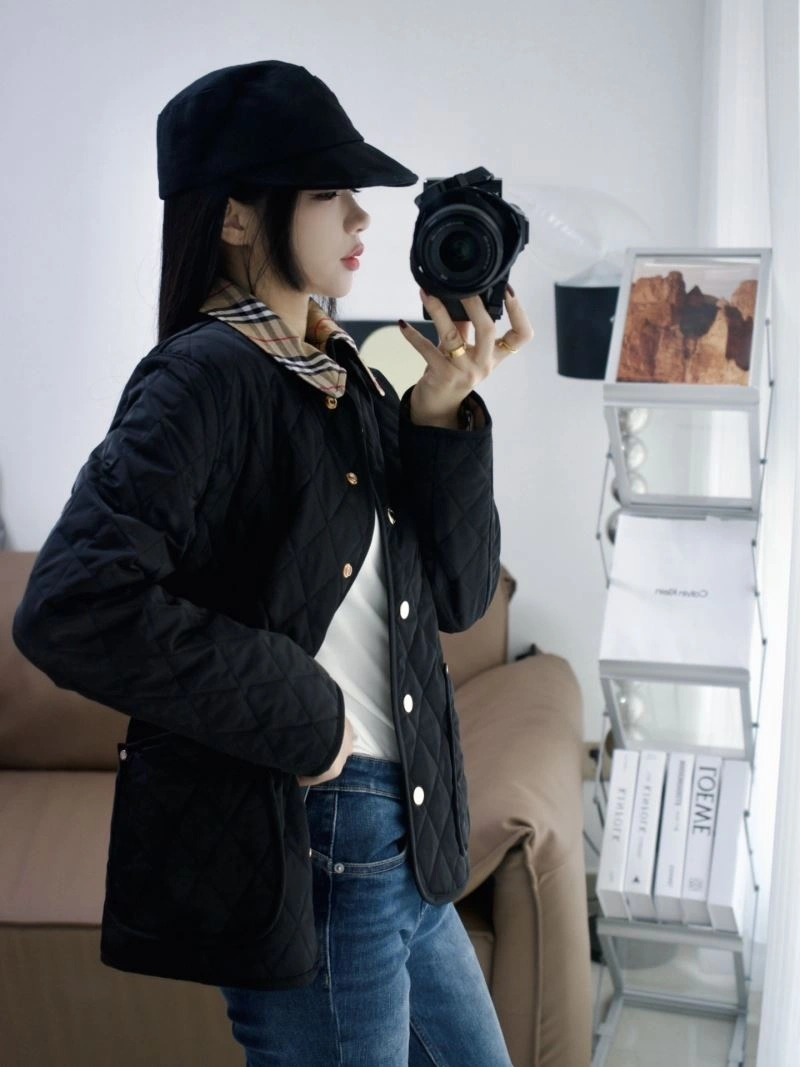 Accurate model Burberry Outwear