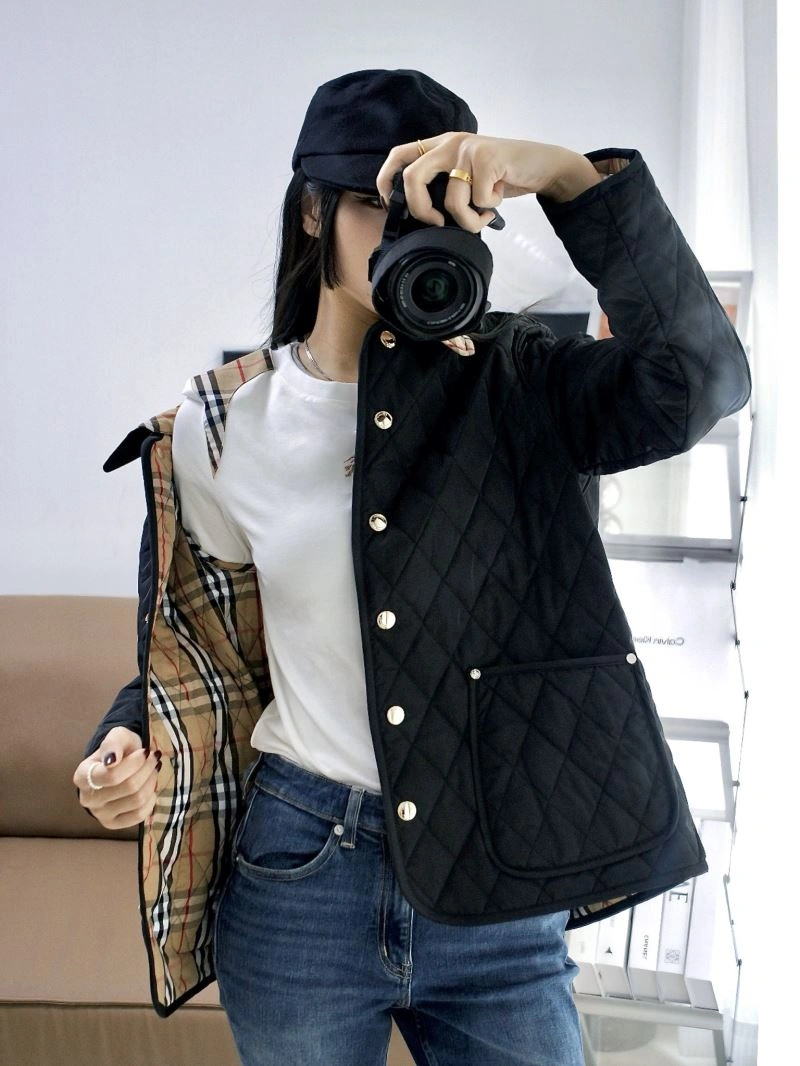 Accurate model Burberry Outwear