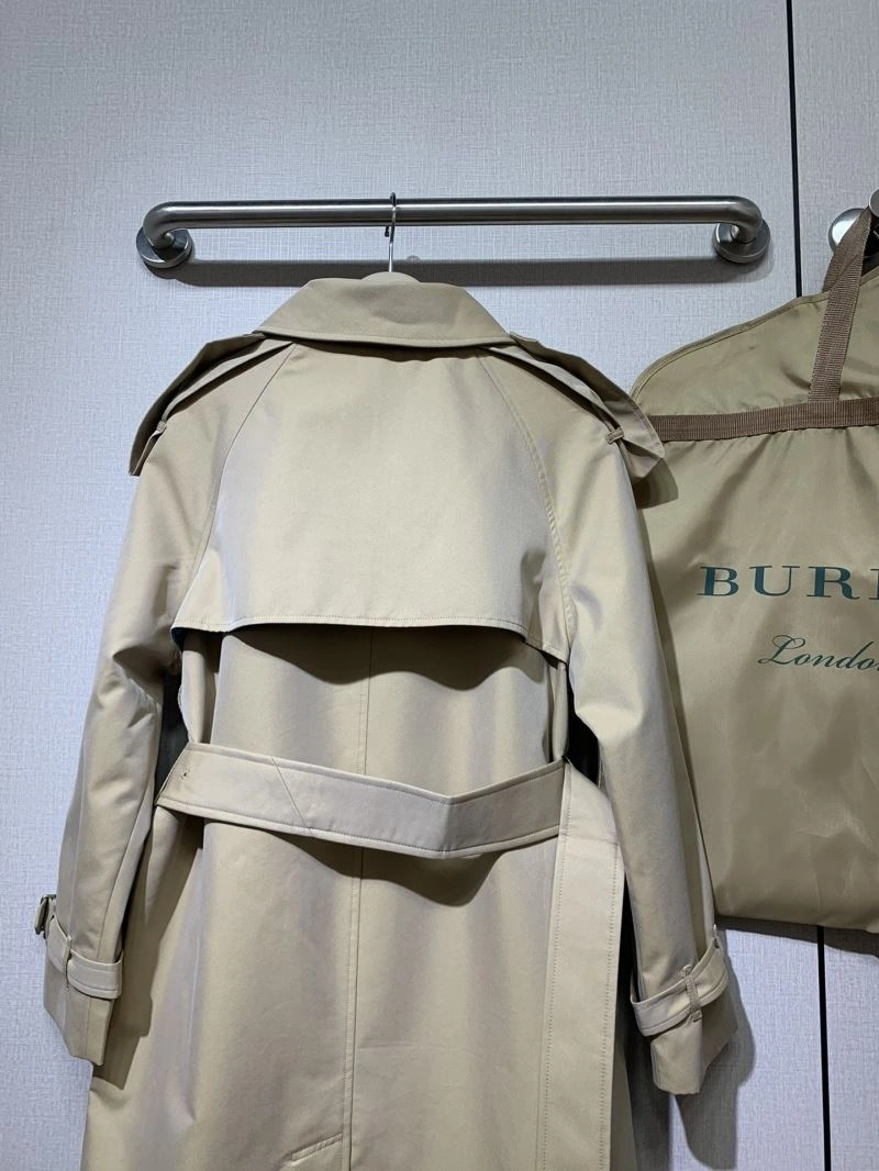 Factory-made Burberry Outwear